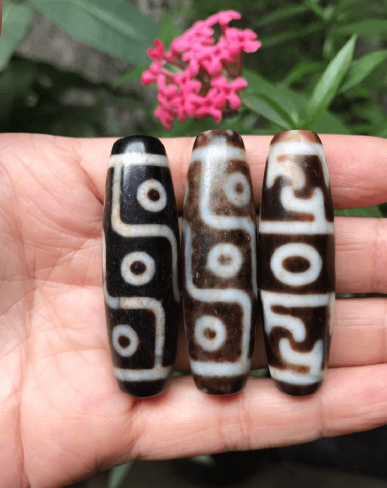 Cách phân biệt Đá Dzi thật giả - Những điều cần nắm về Đá Dzi tự nhiên ...